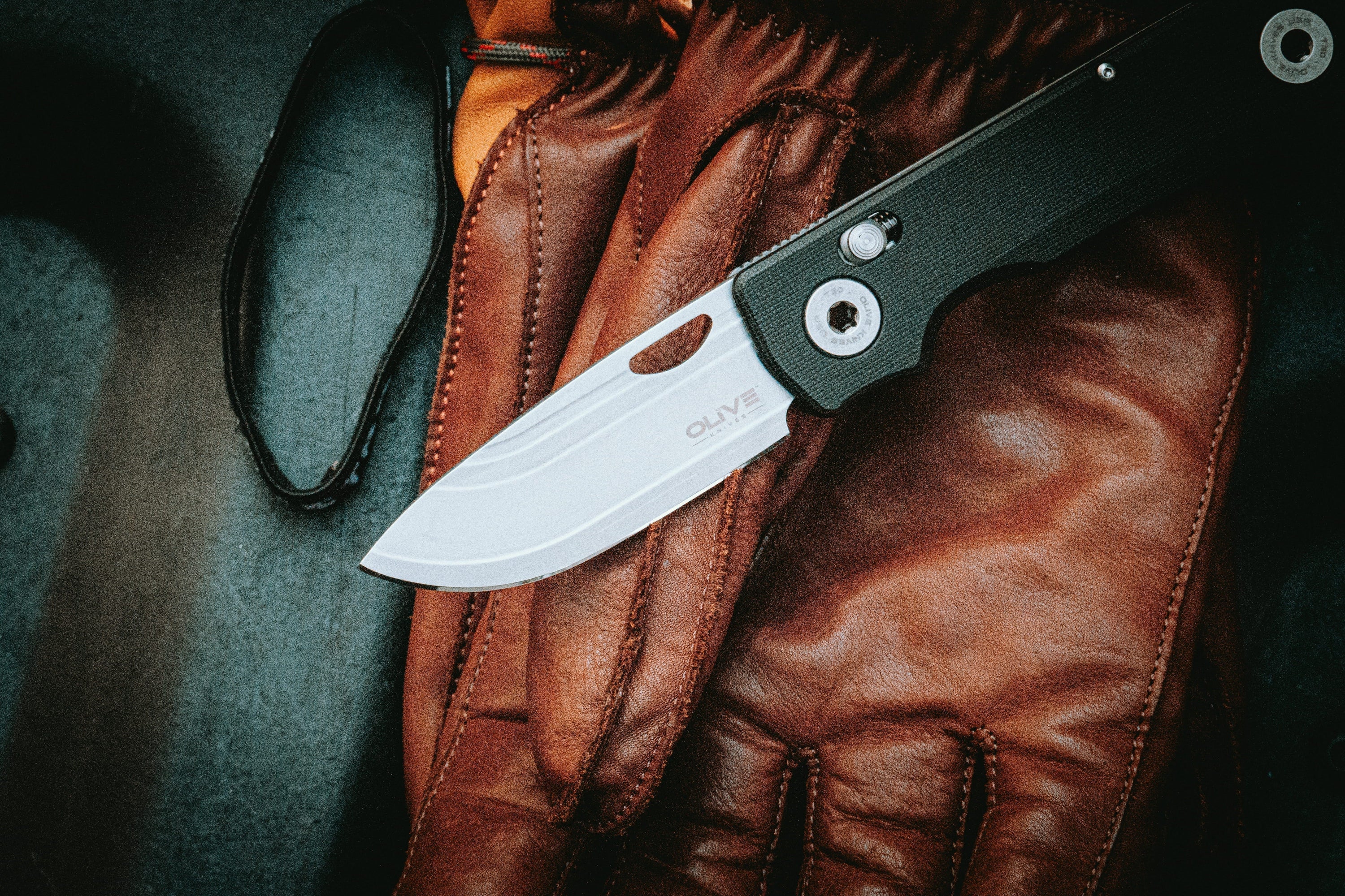 Carry One: The Philosophy of the Single, Versatile Knife – Olive Knives